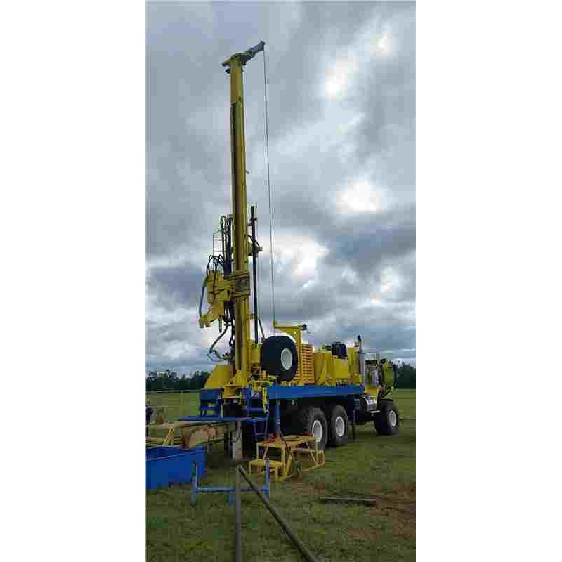 2015 GEFCO Stardrill 300HD Drill Rigs